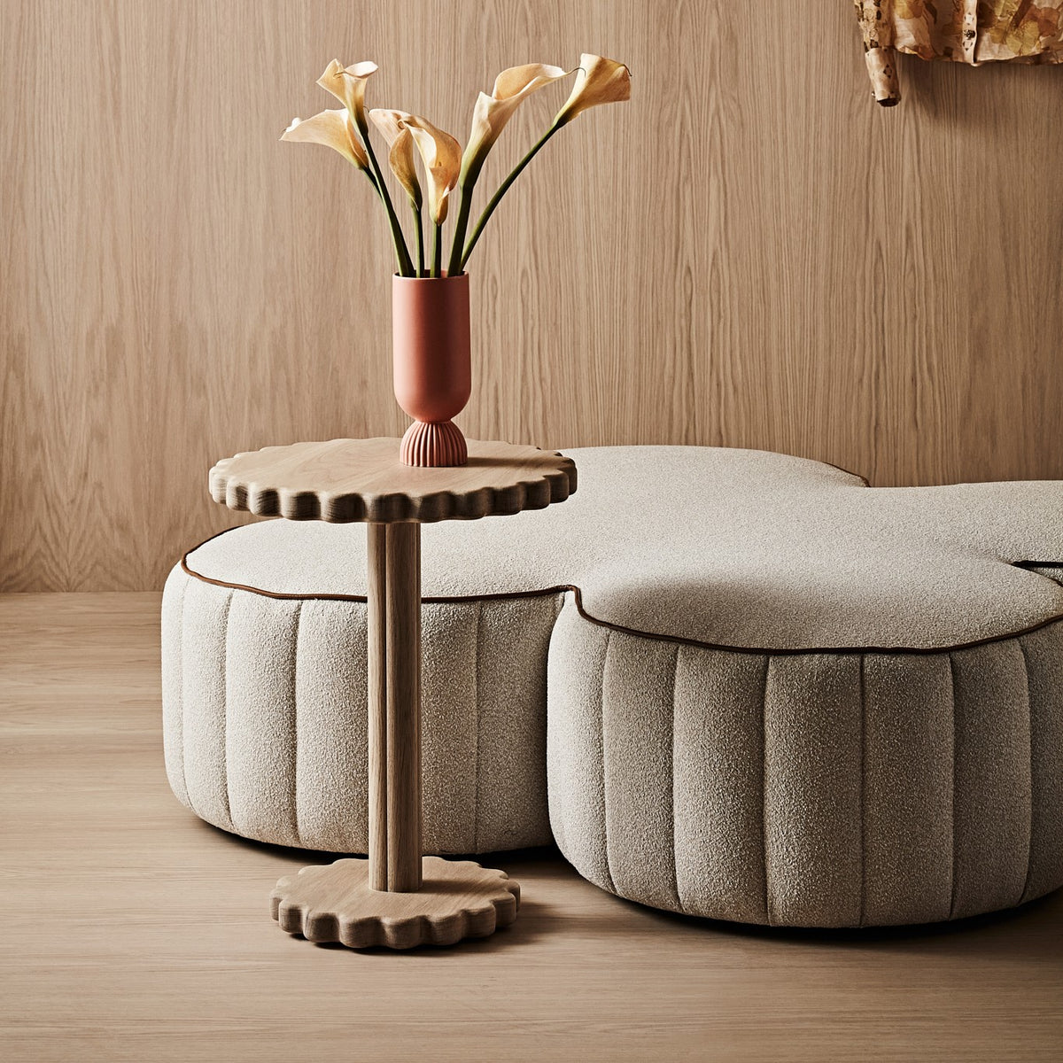 Rosette Ottoman – Zuster Furniture