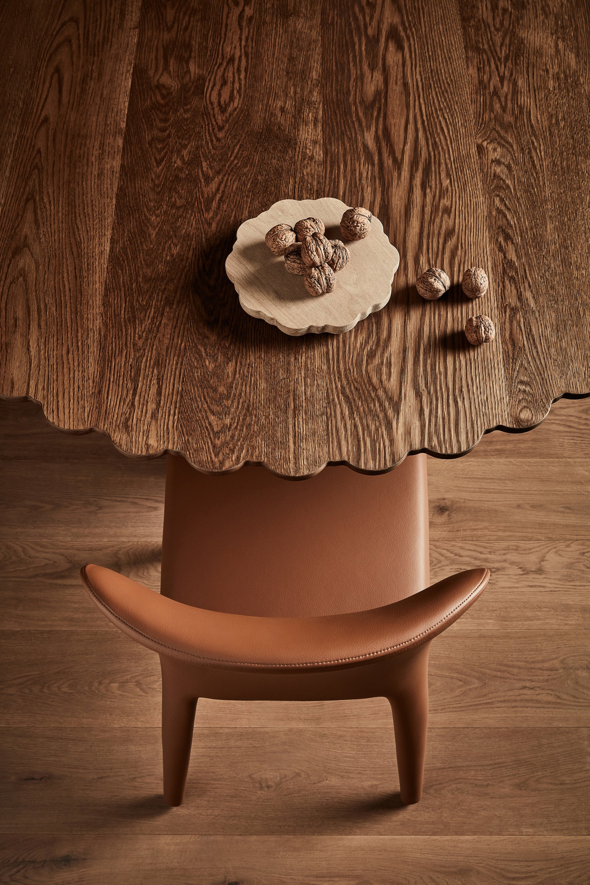 Maxima Round Table – Zuster Furniture