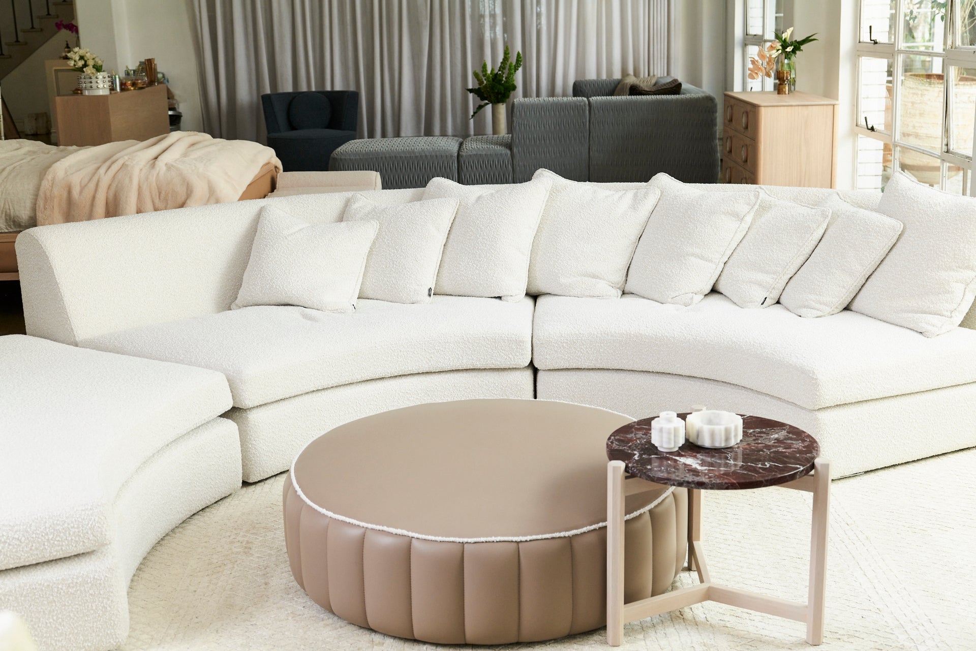 Cloud Scalloped Ottoman – Zuster Furniture