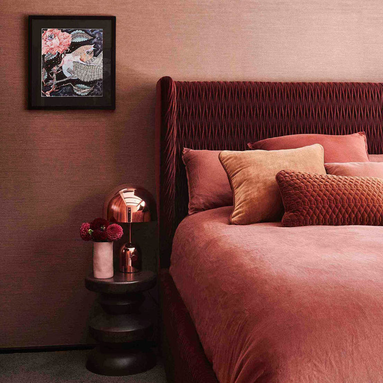 Contour Bed – Zuster Furniture